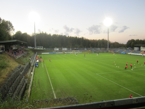URSAPHARM-Arena an der Kaiserlinde - SO FOOT.com